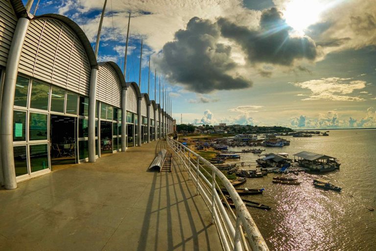 Conheça os atrativos de Tefé, cidade que fica no coração da Amazônia